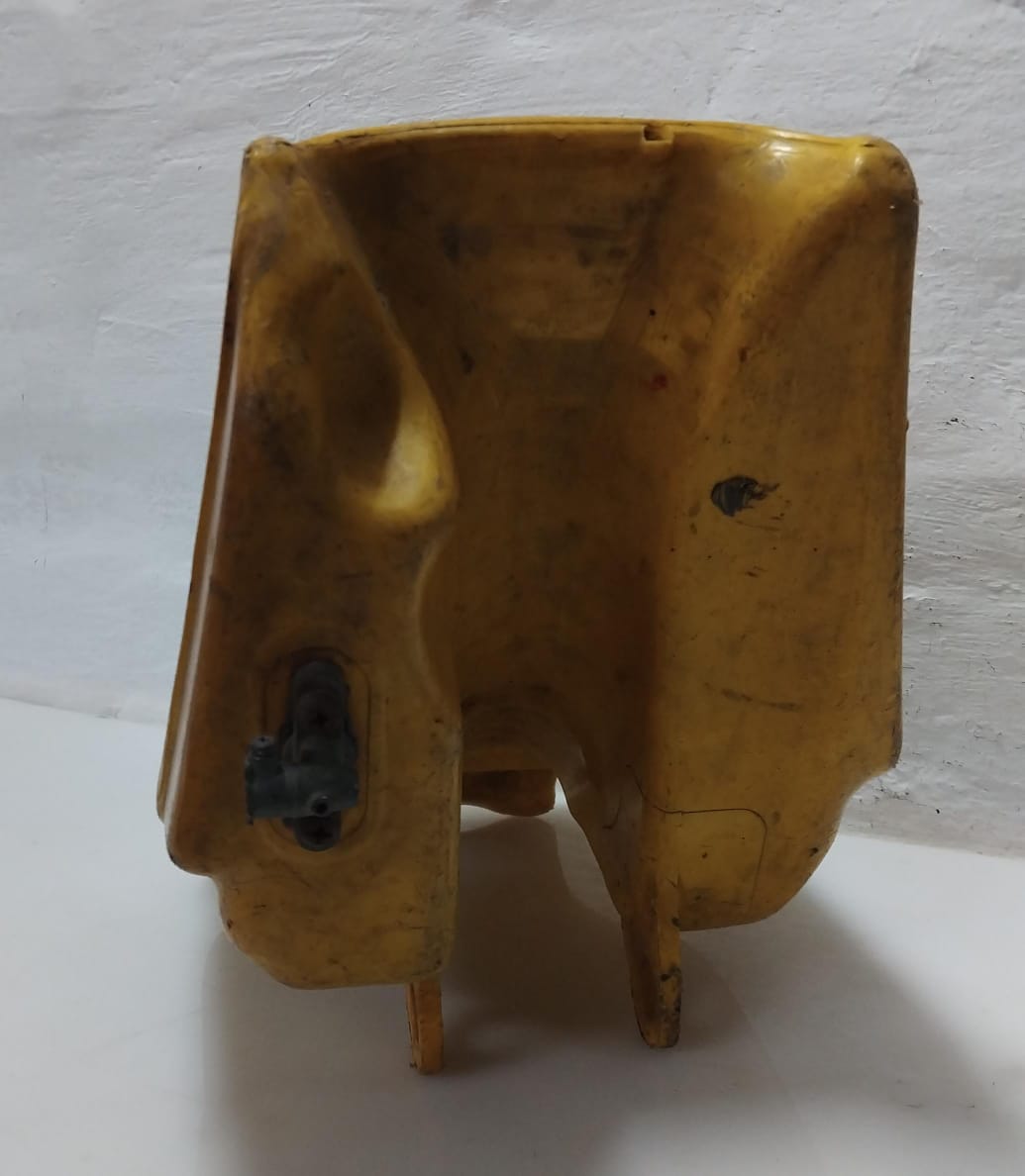 Suzuki RM125 Fuel / Petrol Tank – Montclair Motorcycles Online