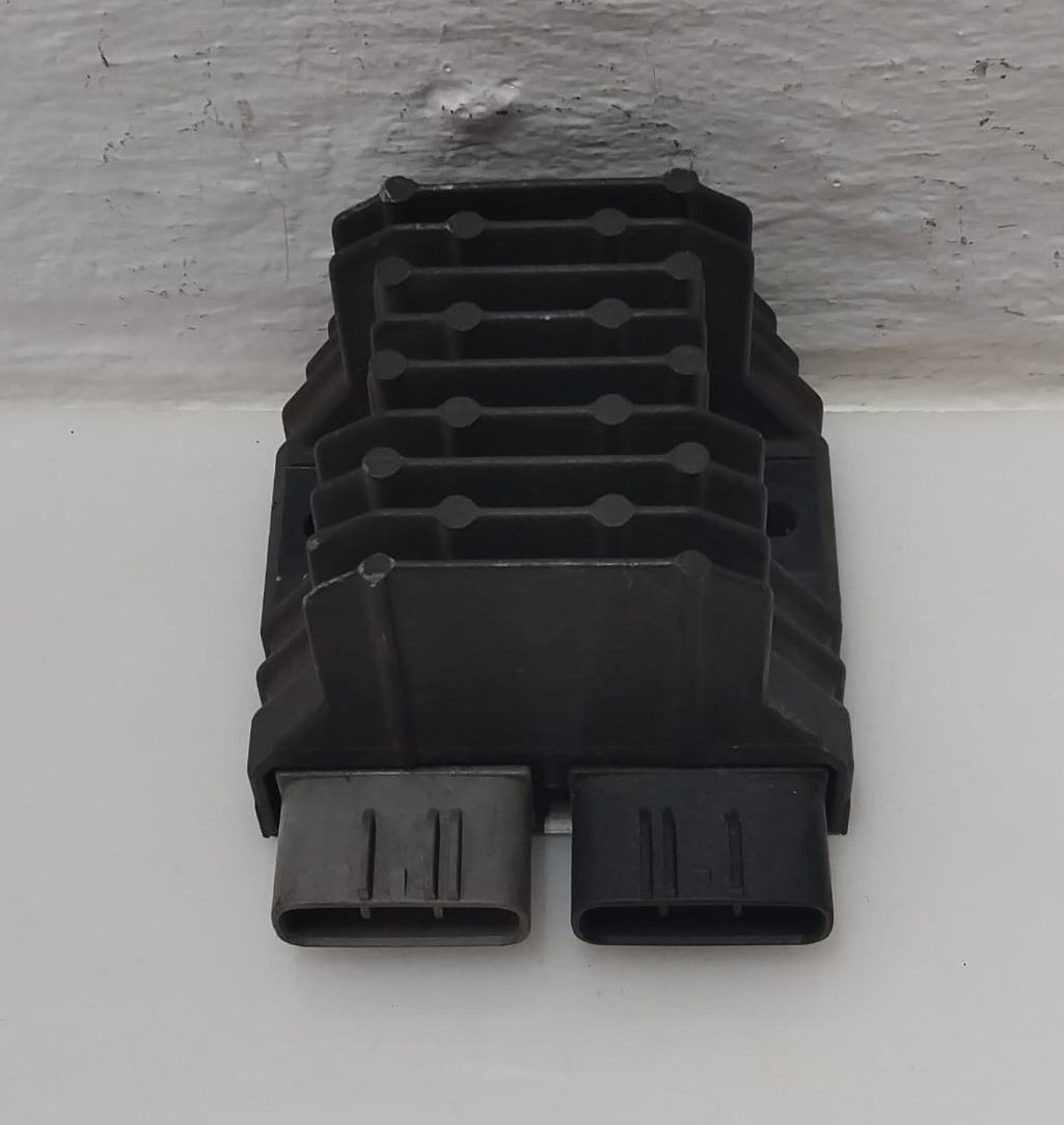 Yamaha YZF-R1 YZFR1 R1 Regulator / Rectifier – Montclair Motorcycles Online